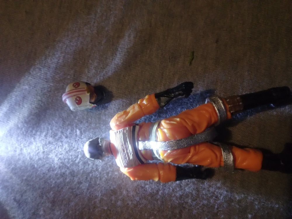 Hasbro Star Wars Luke Skywalker X-Wing Pilot Black Seri